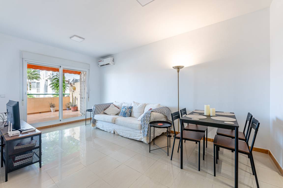 85 M² Apartment ∙ 2 Bedrooms ∙ 4 Guests - Fuengirola