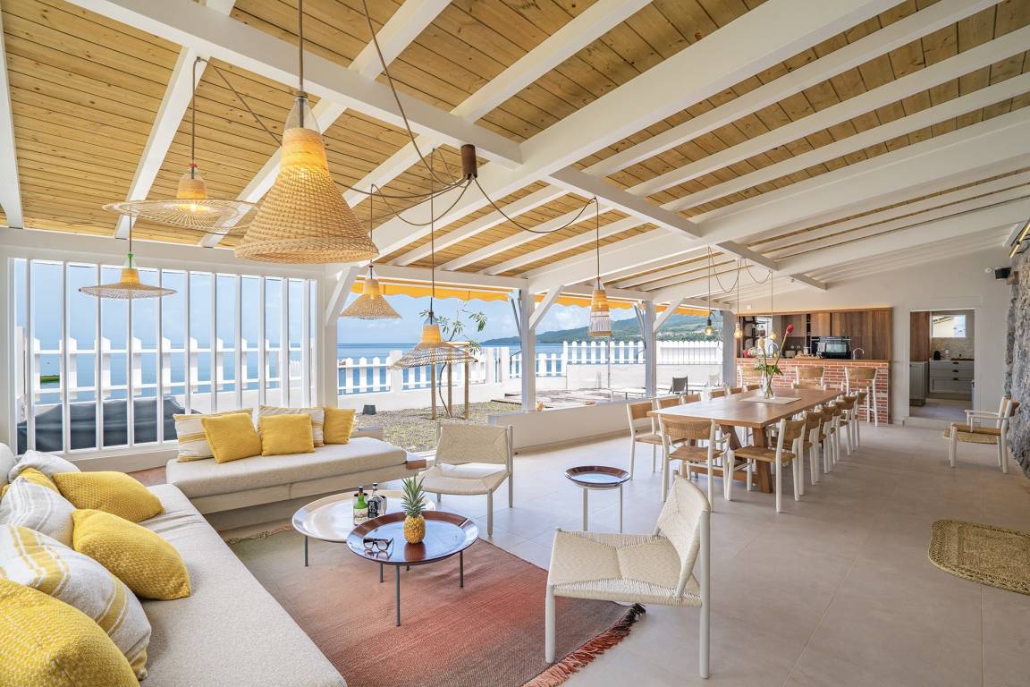 245 M² Villa ∙ 5 Chambres ∙ 13 Personnes - Fort-de-France