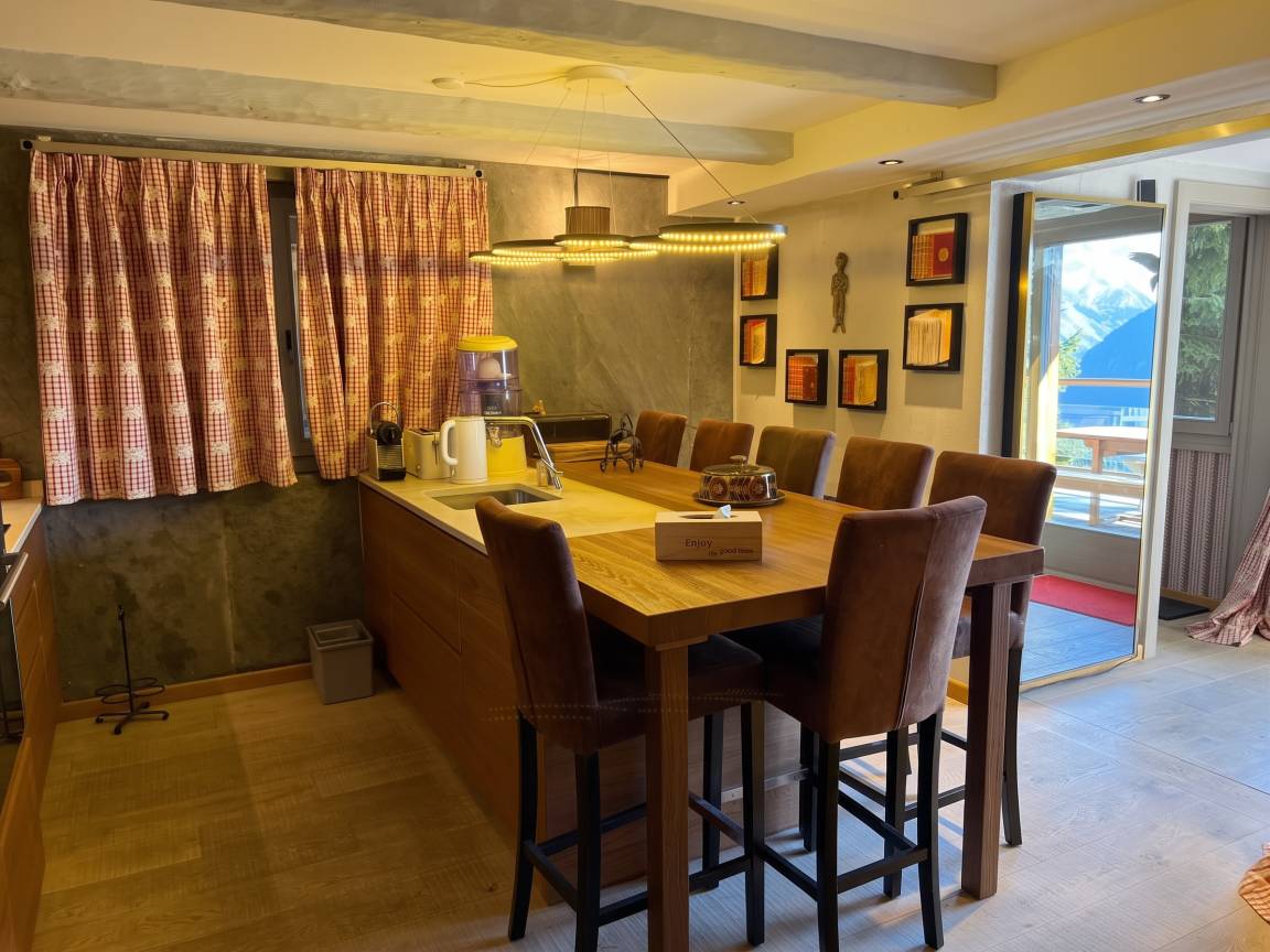 125 M² Ferienwohnung ∙ 3 Schlafzimmer ∙ 8 Gäste - Verbier