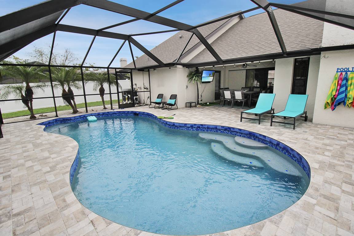 184 M² House ∙ 4 Bedrooms ∙ 8 Guests - Anna Maria Island, FL