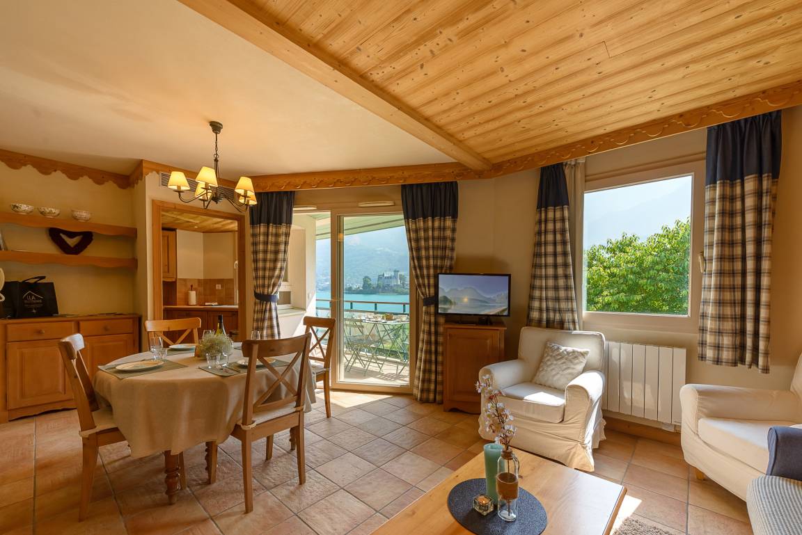 64 M² Appartement ∙ 3 Slaapkamers ∙ 6 Gasten - Duingt