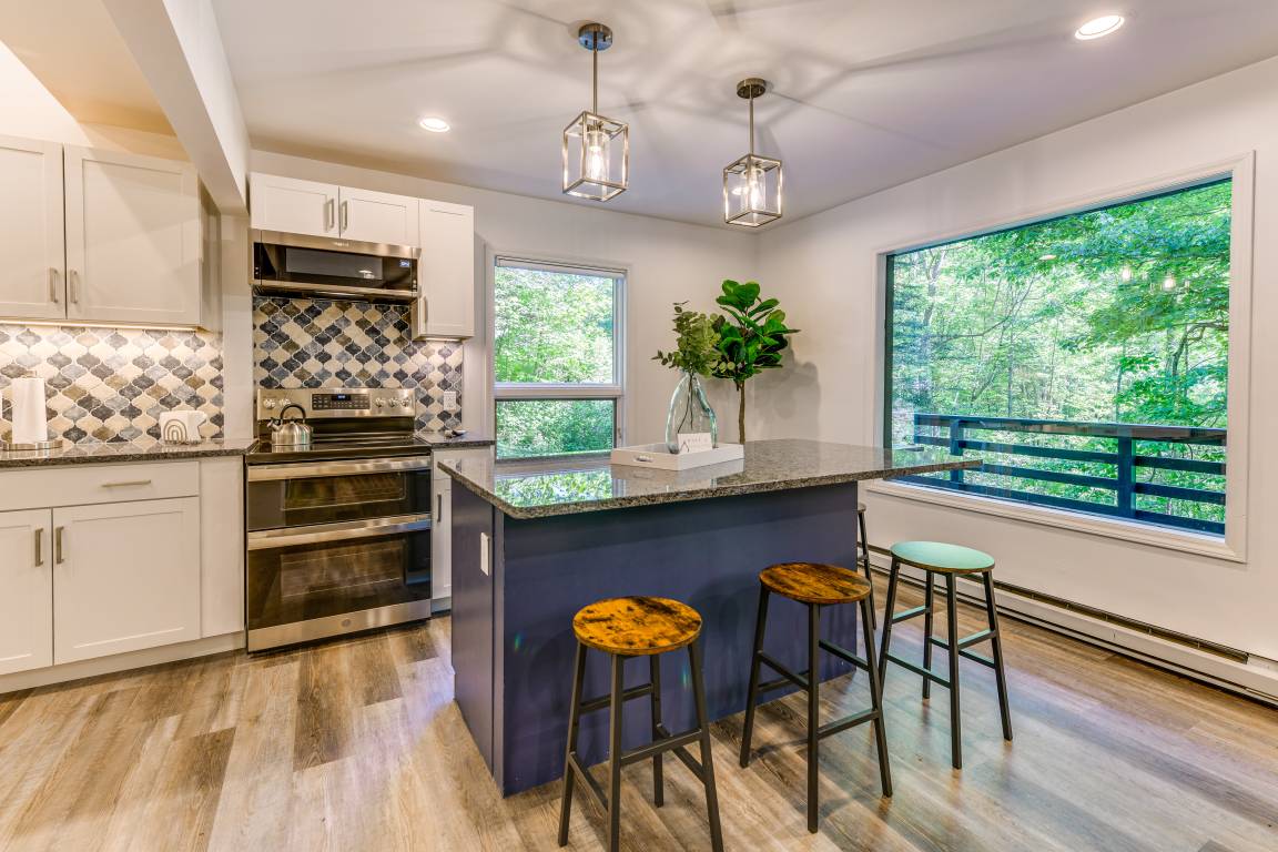 181 M² House ∙ 4 Bedrooms ∙ 9 Guests - Maggie Valley, NC