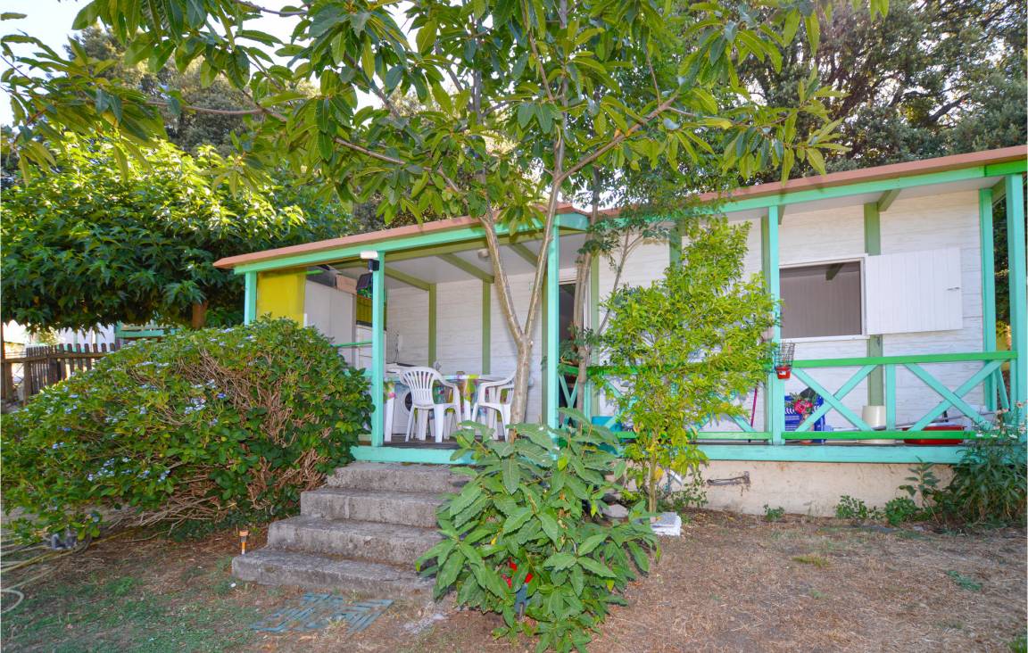 38 M² Camping ∙ 2 Bedrooms ∙ 5 Guests - Corsica