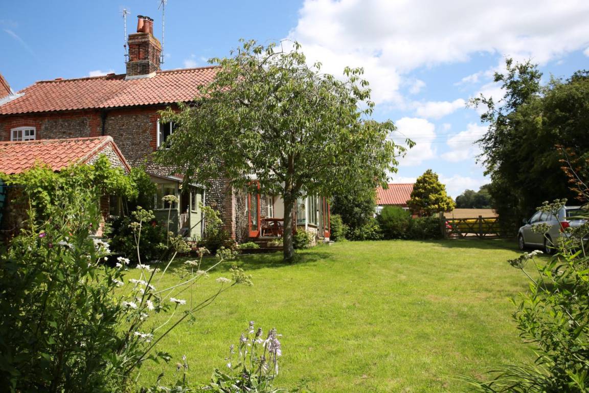 Cottage ∙ 2 Bedrooms ∙ 4 Guests - Blakeney