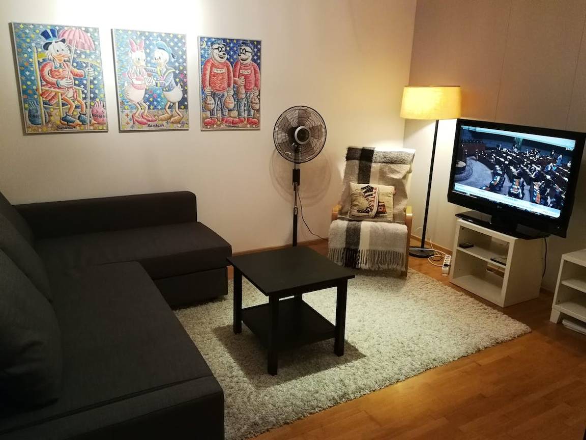 51 M² Huoneisto ∙ 1 Makuuhuone ∙ 4 Vierasta - Helsinki