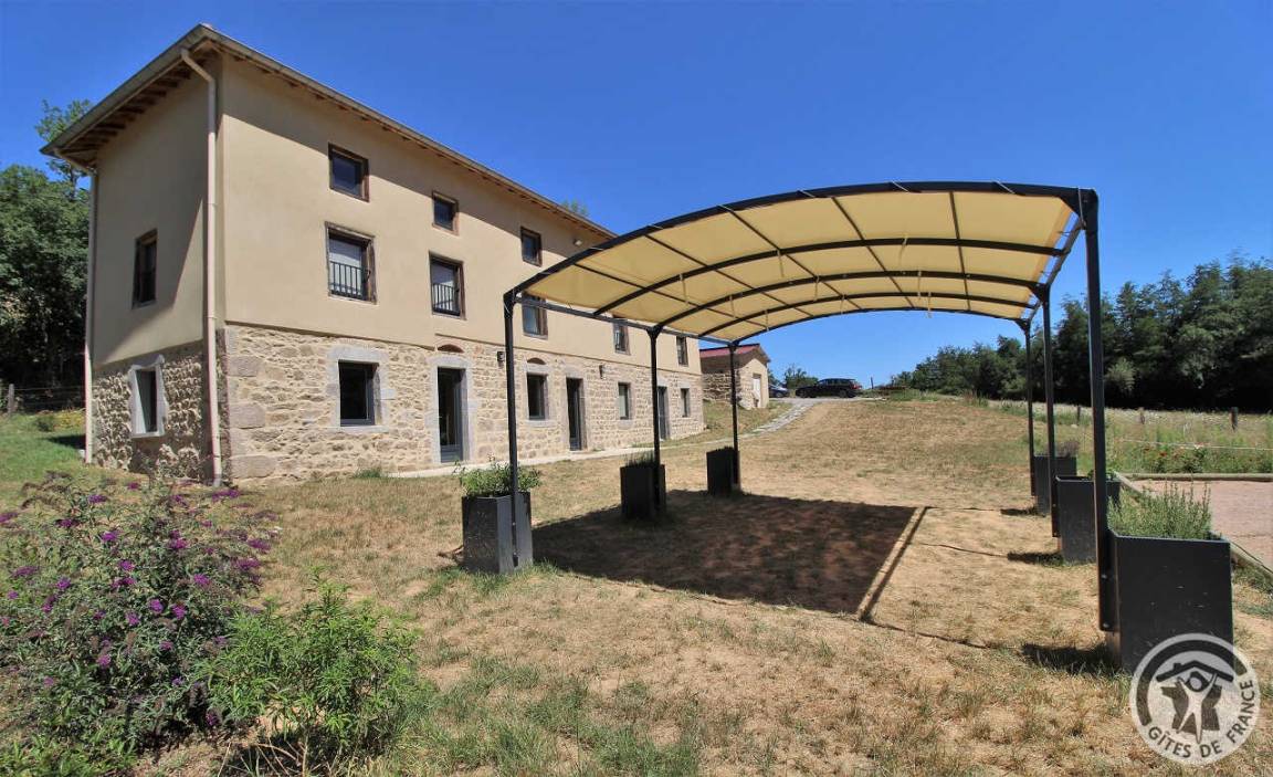198 M² Gîte ∙ 7 Chambres ∙ 15 Personnes - Rhône