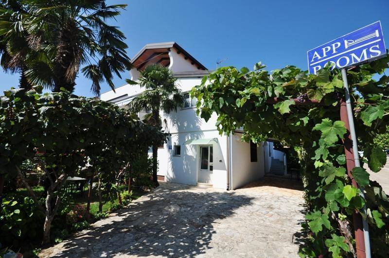 55 M² Ferienwohnung ∙ 2 Schlafzimmer ∙ 4 Gäste - Novigrad