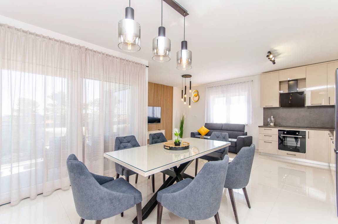 72 M² Apartamento ∙ 2 Habitaciones ∙ 6 Huéspedes - Vir