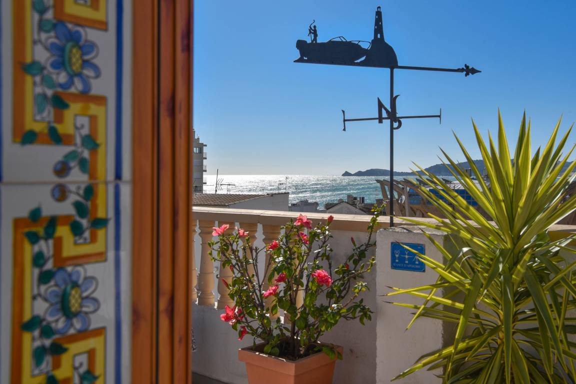 119 M² Apartamento ∙ 2 Habitaciones ∙ 4 Huéspedes - Jávea
