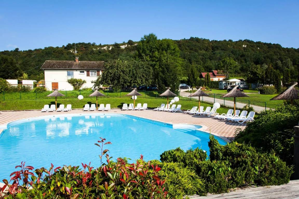 26 M² Mobil-home ∙ 2 Chambres ∙ 5 Personnes - Doucier