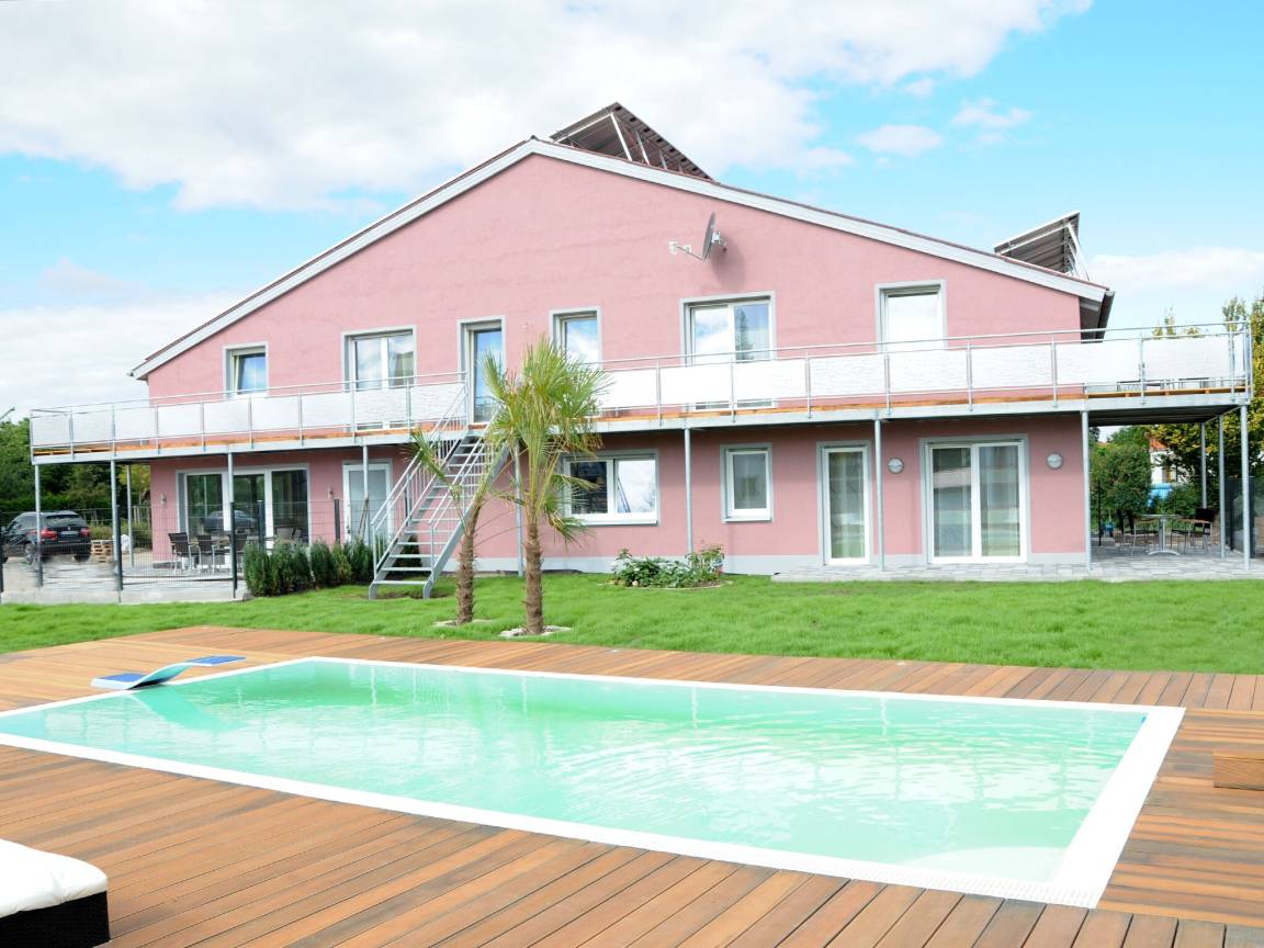 95 M² Ferienwohnung ∙ 2 Schlafzimmer ∙ 4 Gäste - Bad Windsheim