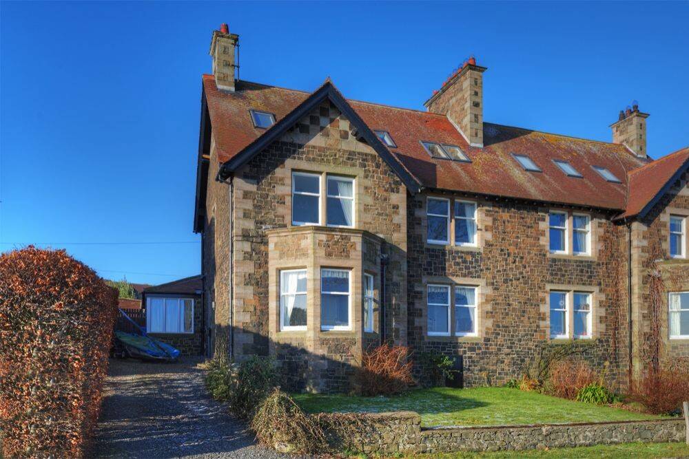 Cottage ∙ 5 Bedrooms ∙ 10 Guests - Northumberland