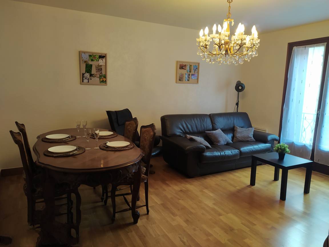 70 M² Appartement ∙ 2 Chambres ∙ 4 Personnes - Bozouls