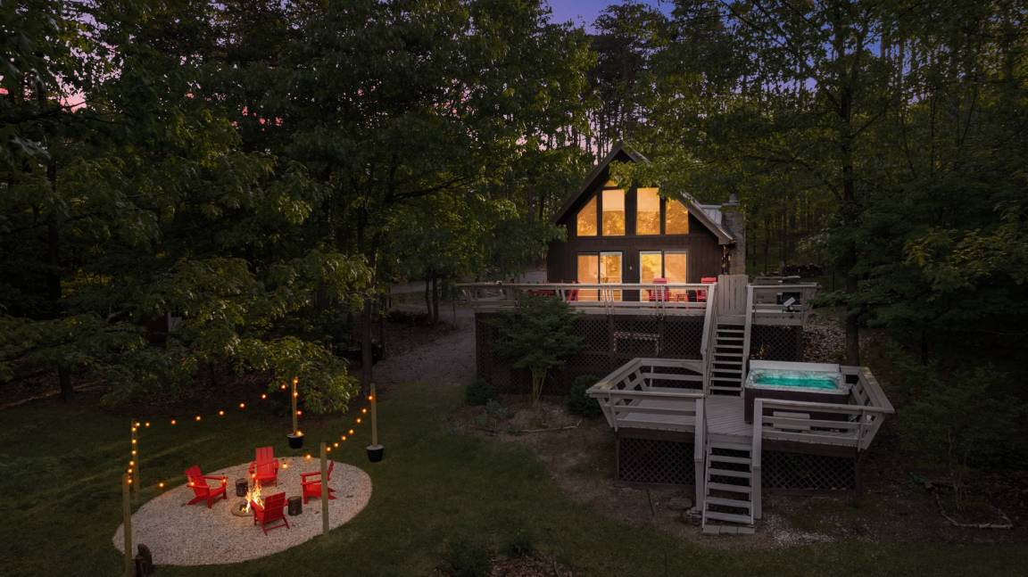 71 M² Chalet ∙ 2 Bedrooms ∙ 5 Guests - West Virginia