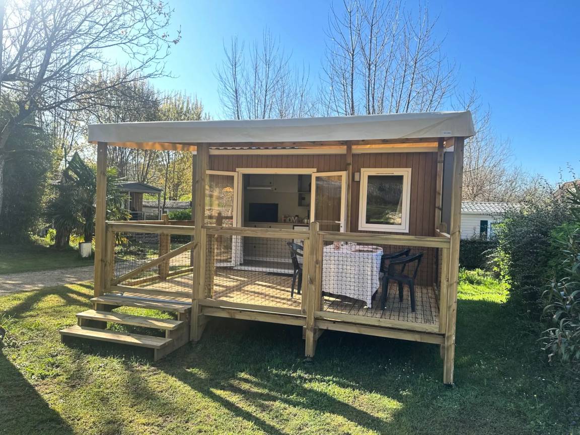 17 M² Mobil-home ∙ 1 Chambre ∙ 2 Personnes - La Roque-Gageac
