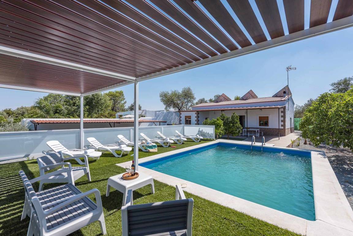 120 M² House ∙ 3 Bedrooms ∙ 6 Guests - Marchena