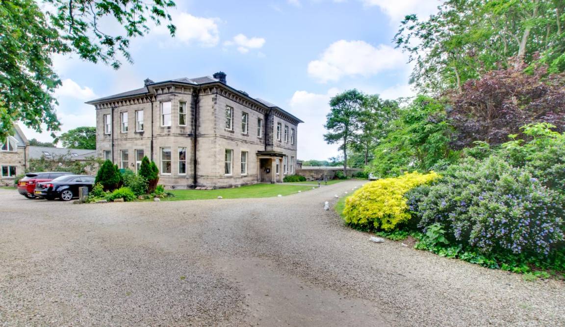 Apartment ∙ 2 Bedrooms ∙ 4 Guests - Bamburgh