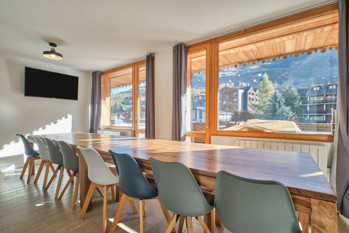 120 M² Apartment ∙ 3 Bedrooms ∙ 20 Guests - Les Deux Alpes