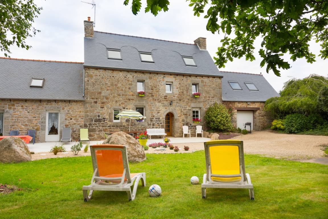171 M² Gîte ∙ 5 Chambres ∙ 11 Personnes - Côtes-d'Armor