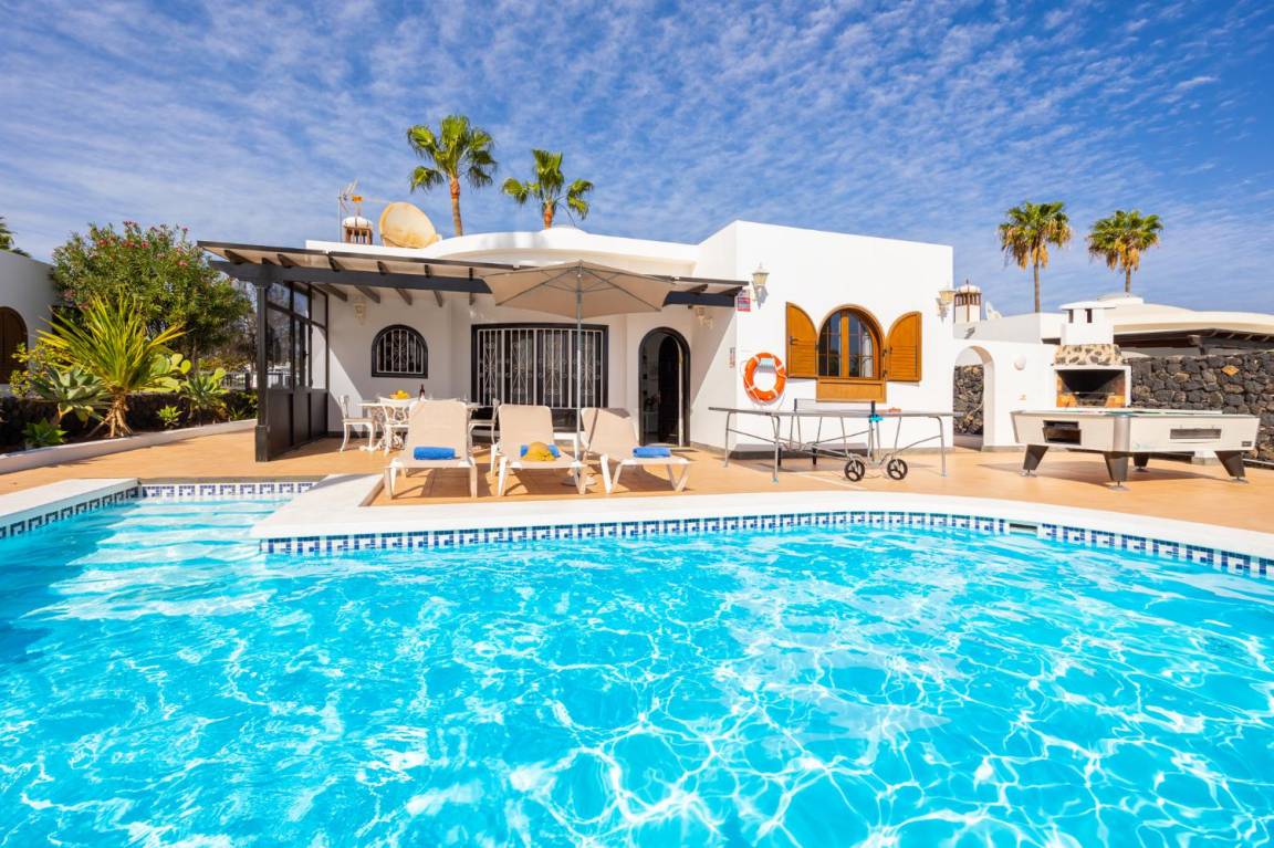 125 M² Villa ∙ 3 Slaapkamers ∙ 6 Gasten - Puerto del Carmen