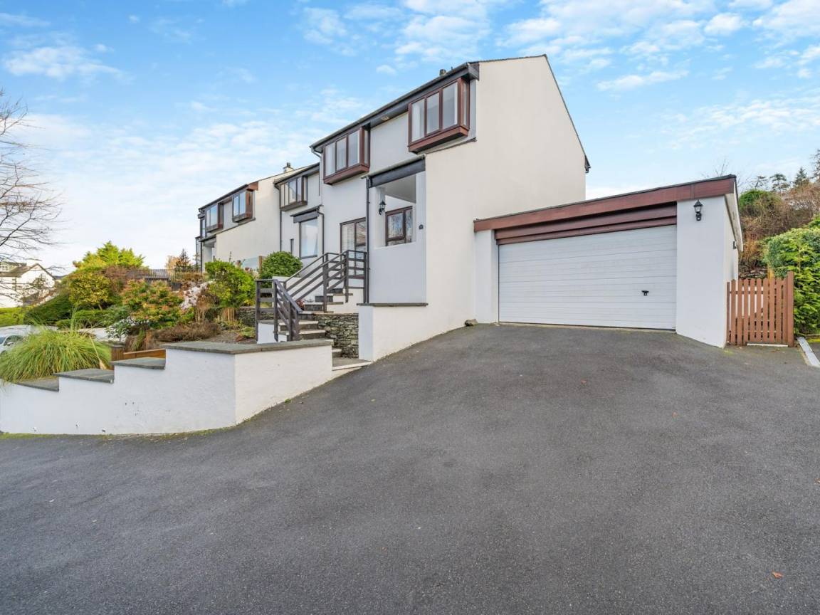 Cottage ∙ 4 Bedrooms ∙ 8 Guests - Windermere, UK