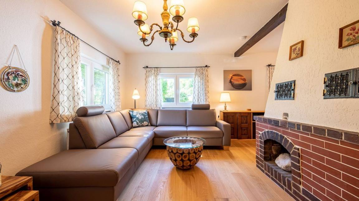 150 M² Ferienhaus ∙ 4 Schlafzimmer ∙ 7 Gäste - Ehrwald