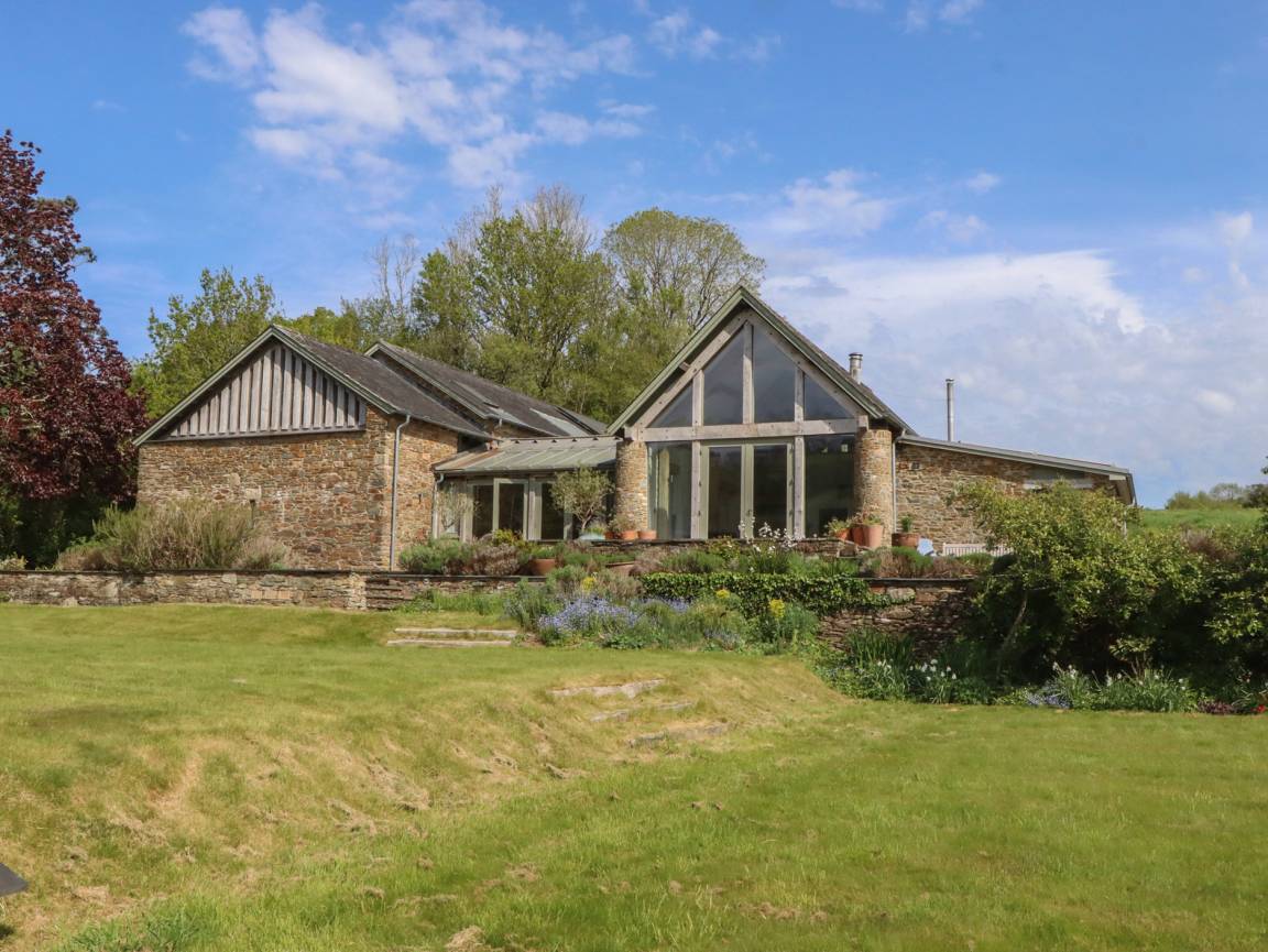 Cottage ∙ 4 Bedrooms ∙ 8 Guests - Ashburton