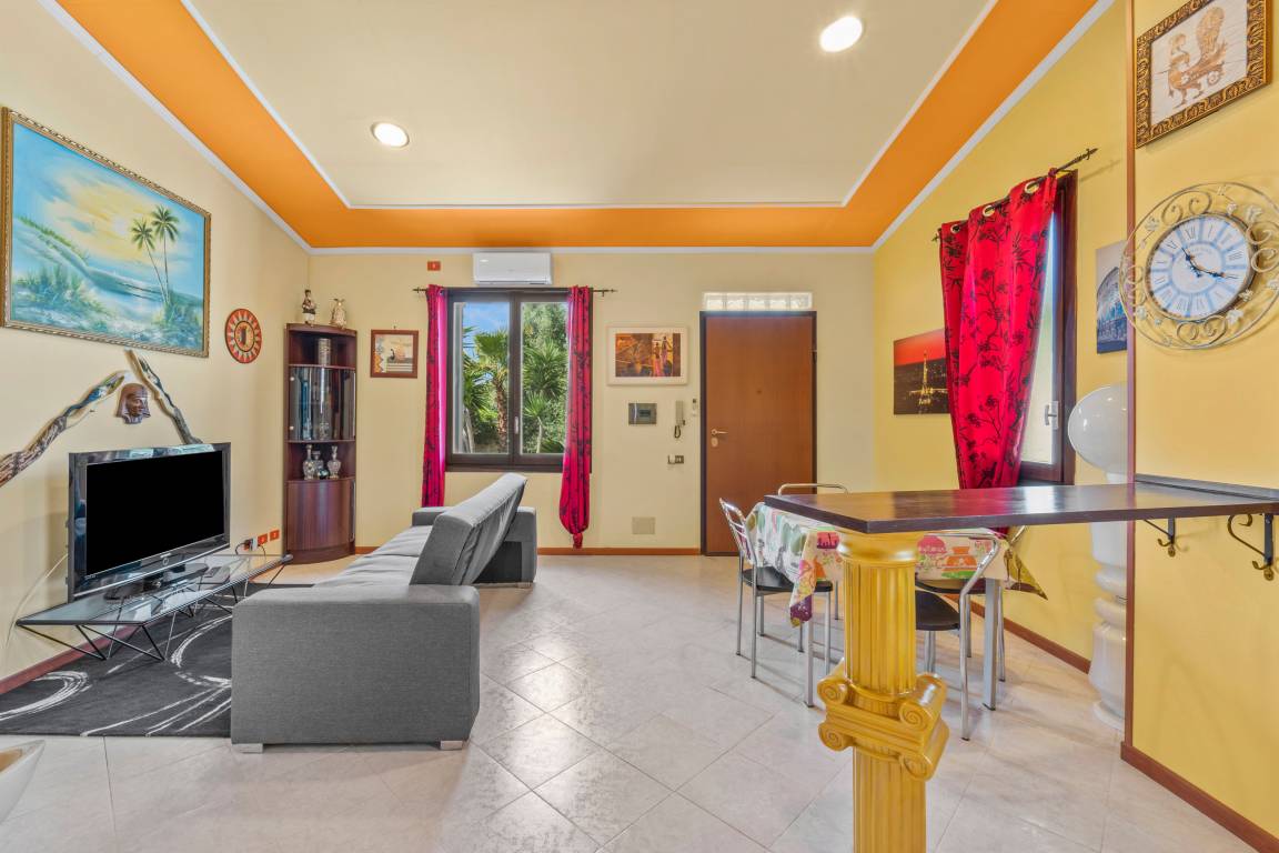 80 M² Villa ∙ 2 Bedrooms ∙ 4 Guests - Cagliari