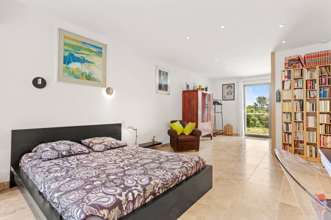 30 M² Chambre D'hôtes ∙ 1 Chambre ∙ 2 Personnes - Cotignac