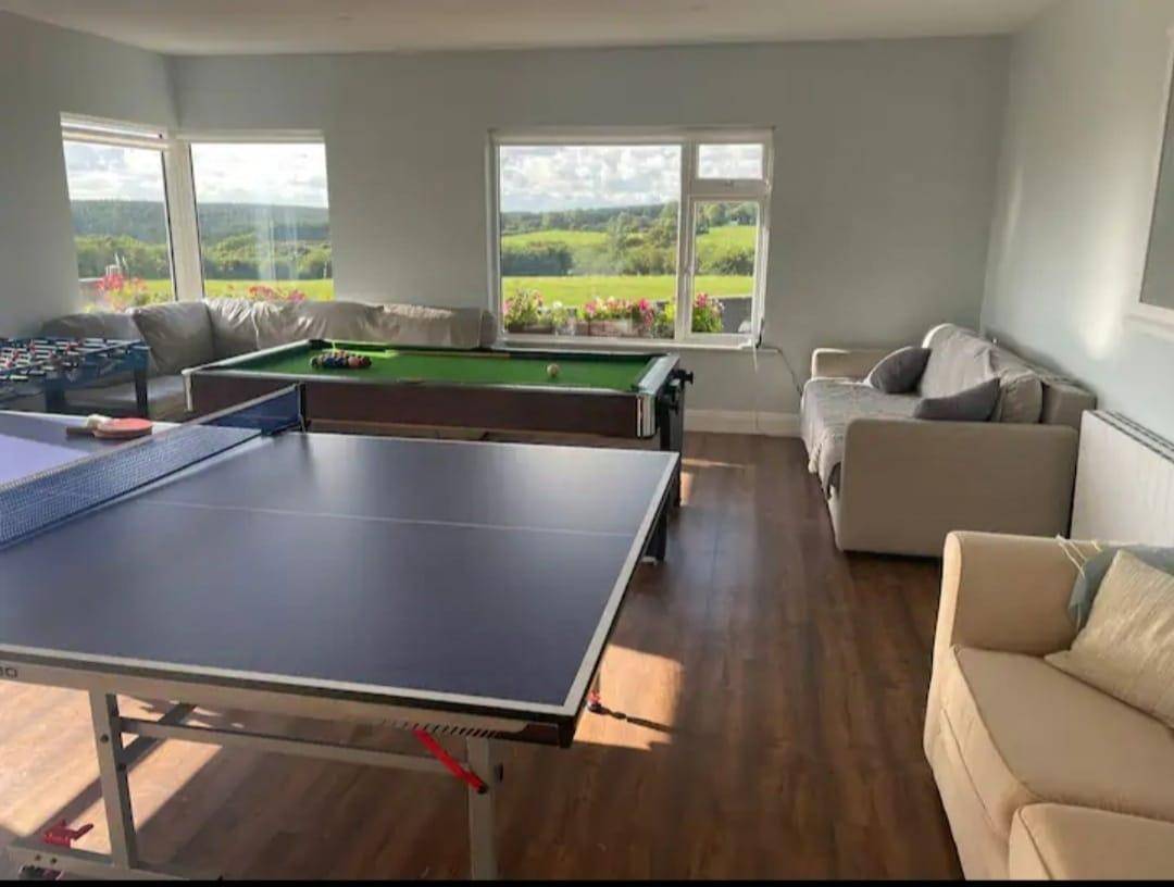 55 M² House ∙ 1 Bedroom ∙ 6 Guests - Ireland