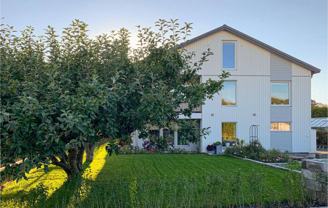 237 M² Hus ∙ 7 Sovrum ∙ 16 Gäster - Hönö