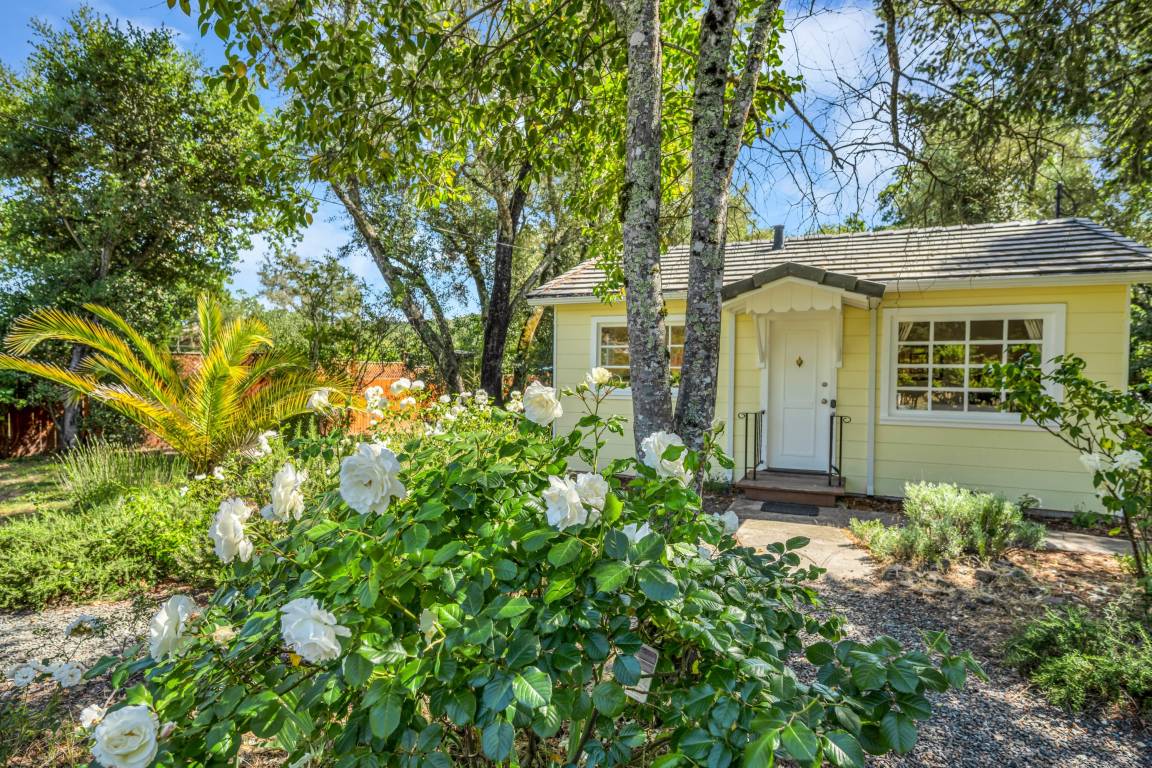 46 M² House ∙ 2 Bedrooms ∙ 4 Guests - Glen Ellen, CA