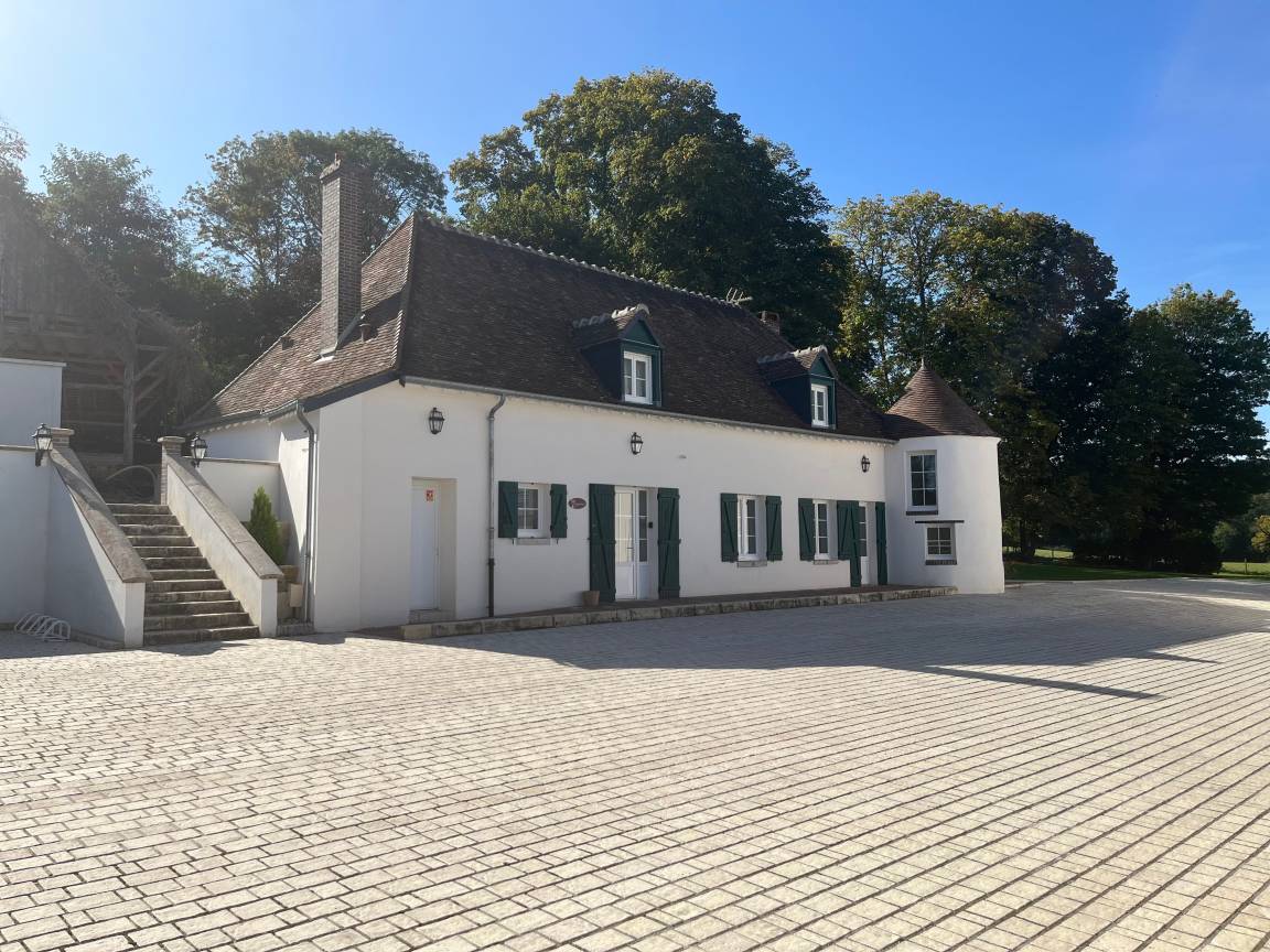 200 M² Huis ∙ 4 Slaapkamers ∙ 8 Gasten - Loiret