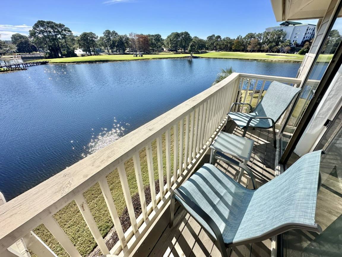 97 M² Villa ∙ 2 Bedrooms ∙ 6 Guests - Miramar Beach, FL