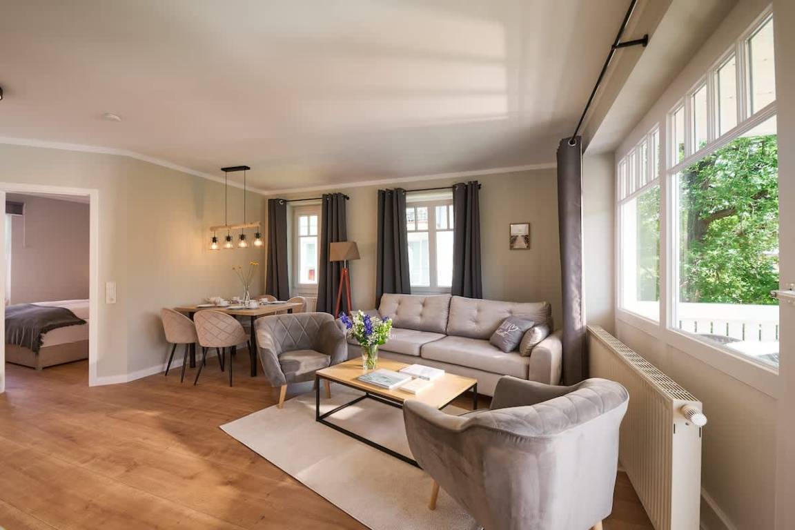 63 M² Ferienwohnung ∙ 2 Schlafzimmer ∙ 5 Gäste - Göhren