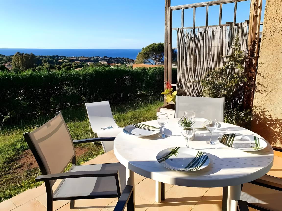 30 M² Studio ∙ 2 Chambres ∙ 4 Personnes - Lumio
