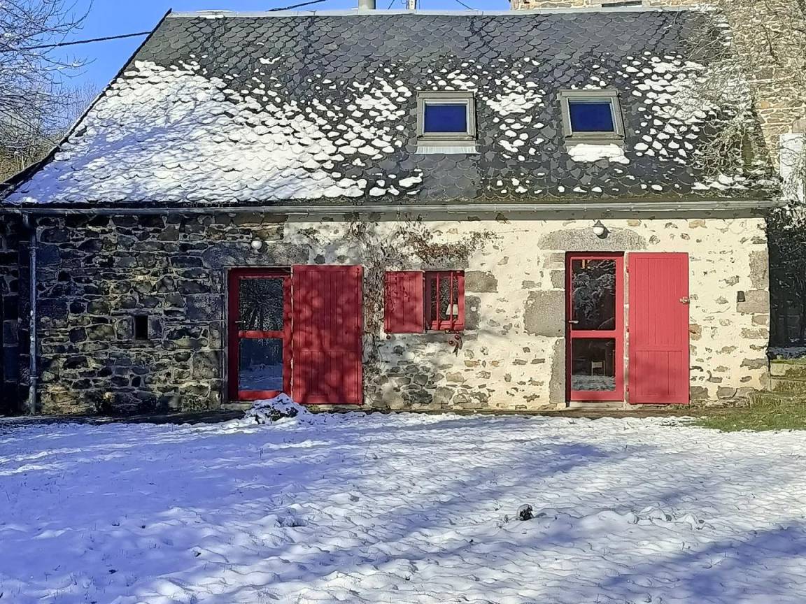 63 M² Gîte ∙ 2 Habitaciones ∙ 4 Huéspedes - Puy-de-Dôme