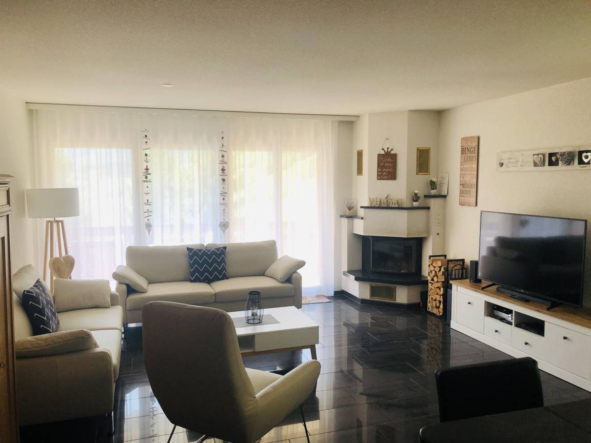 90 M² Ferienwohnung ∙ 2 Schlafzimmer ∙ 4 Gäste - Leukerbad