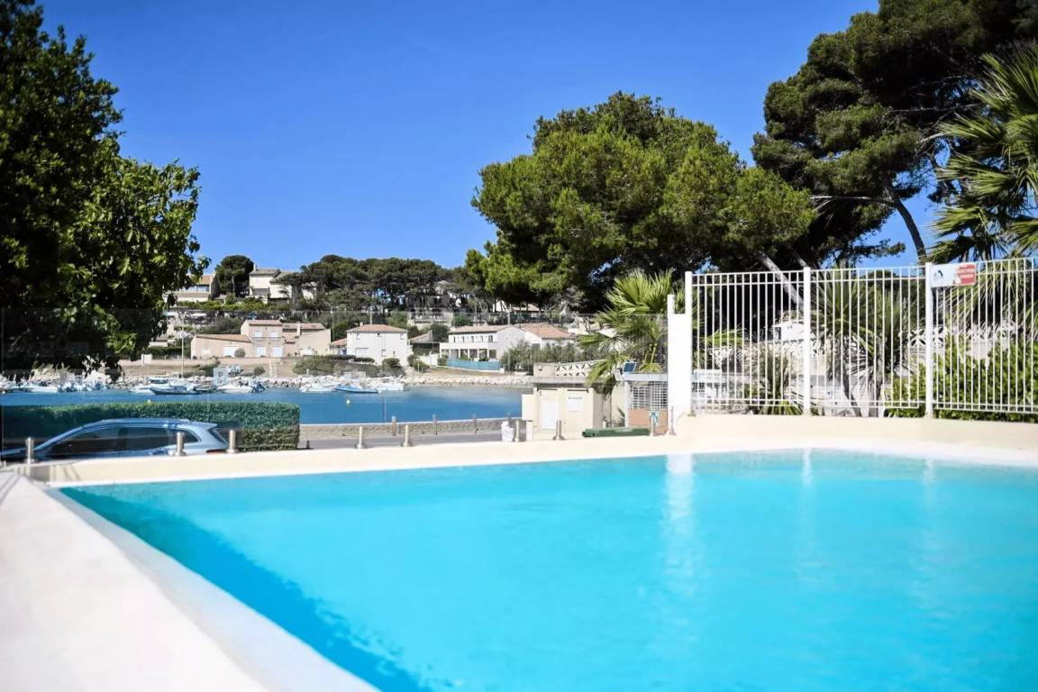 32 M² Asuntovaunu ∙ 2 Makuuhuonetta ∙ 4 Vierasta - Sausset-les-Pins