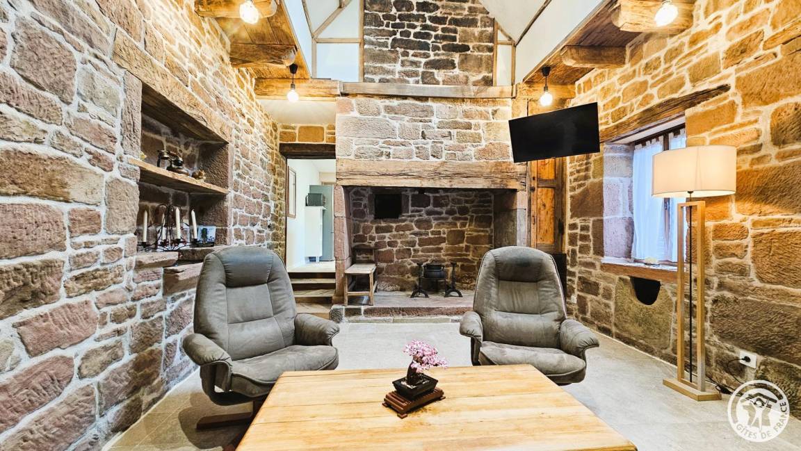 60 M² Gîte ∙ 1 Chambre ∙ 2 Personnes - Collonges-la-Rouge