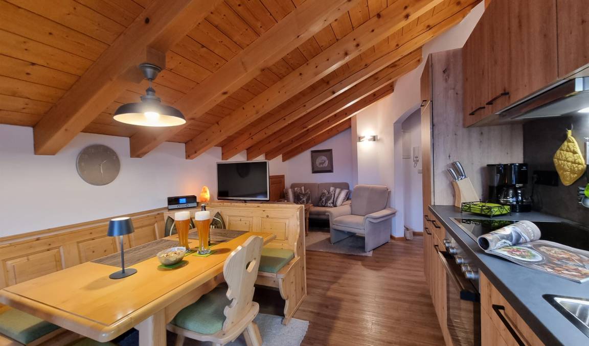 40 M² Ferienwohnung ∙ 1 Schlafzimmer ∙ 2 Gäste - Eschenlohe