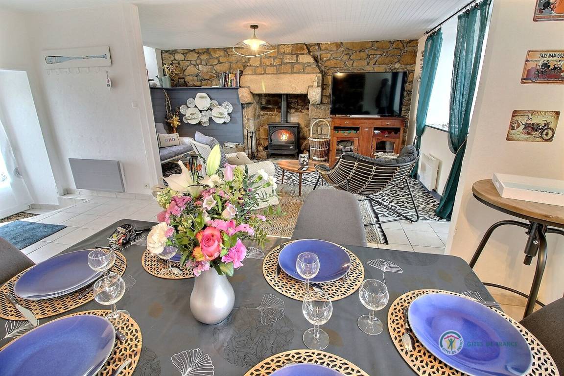 91 M² Gîte ∙ 3 Chambres ∙ 6 Personnes - Penvénan