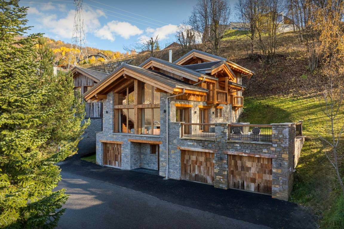 222 M² Chalet ∙ 5 Chambres ∙ 12 Personnes - Brides-les-Bains