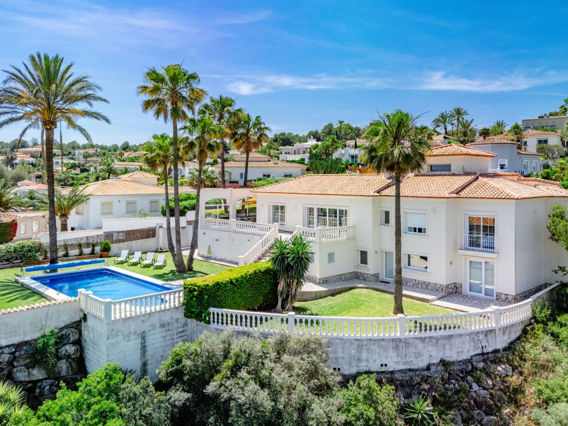 300 M² Ferienhaus ∙ 4 Schlafzimmer ∙ 8 Gäste - Denia