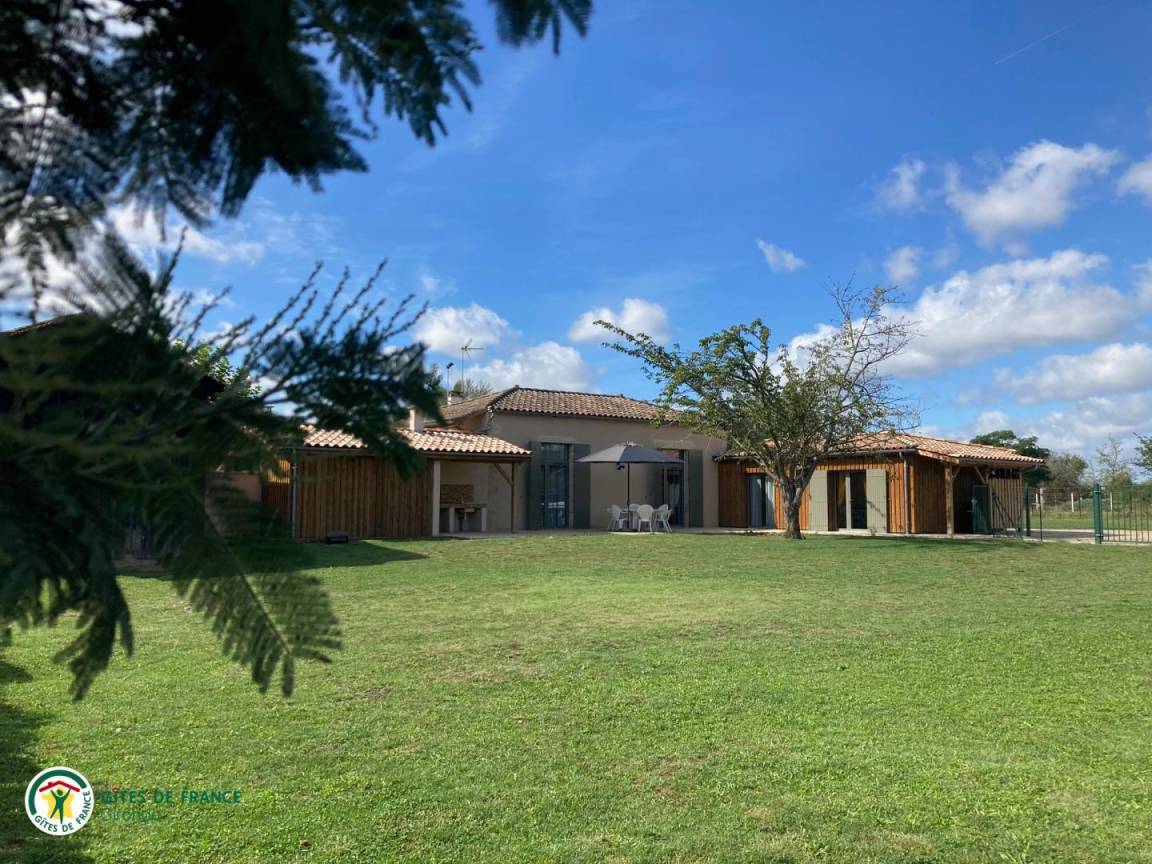 110 M² Gîte ∙ 3 Chambres ∙ 6 Personnes - Bazas