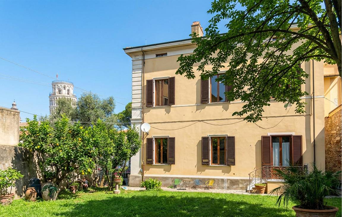 110 M² Apartment ∙ 2 Bedrooms ∙ 4 Guests - Pisa Airport (PSA)