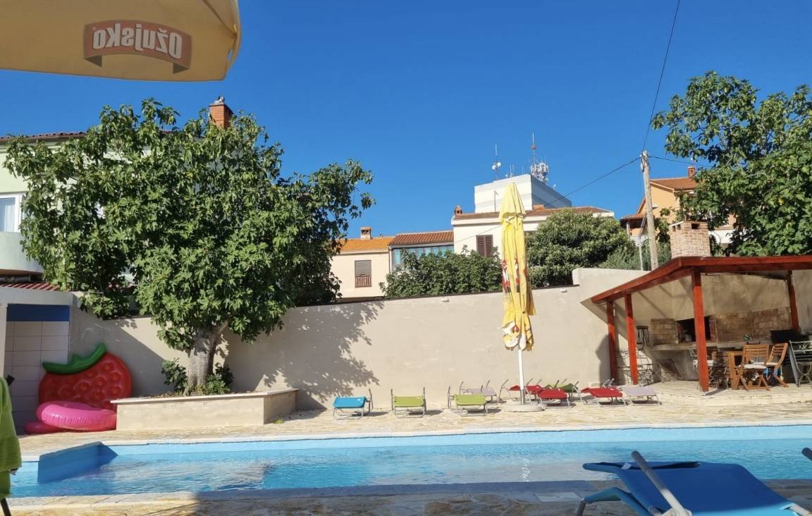 55 M² Apartment ∙ 2 Bedrooms ∙ 4 Guests - Pješčana Uvala