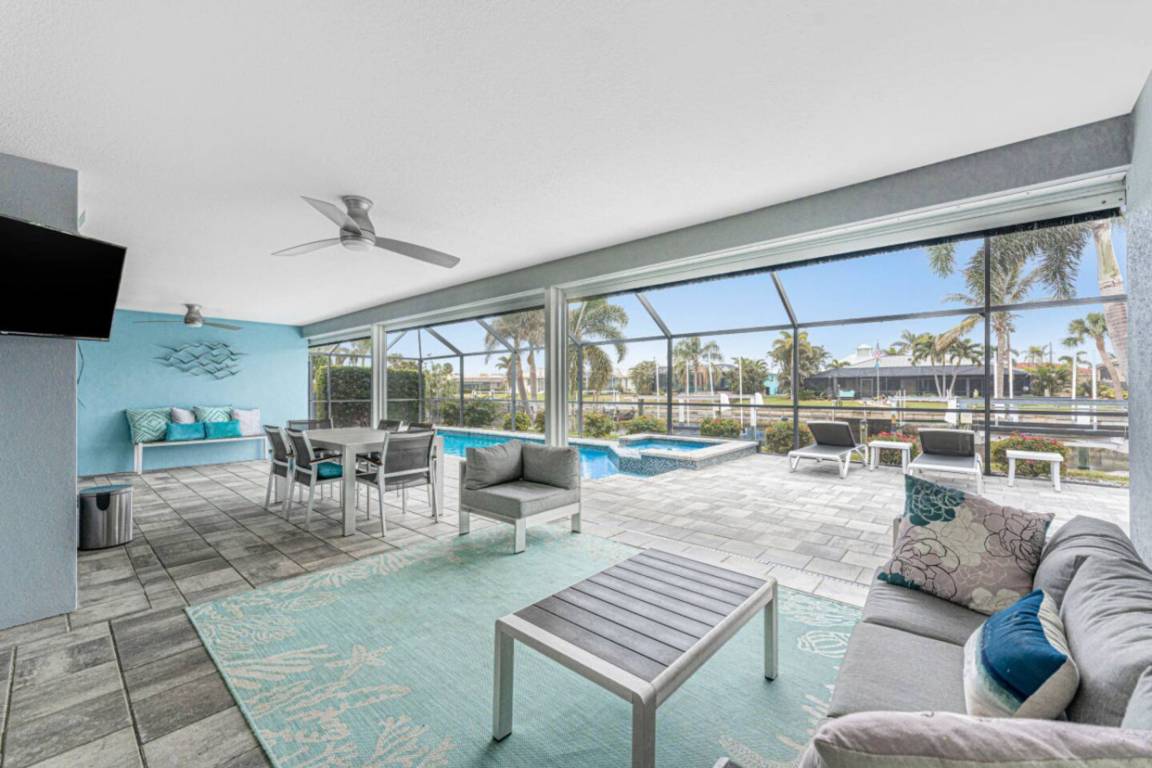 180 M² Apartment ∙ 3 Bedrooms ∙ 9 Guests - Punta Gorda, FL