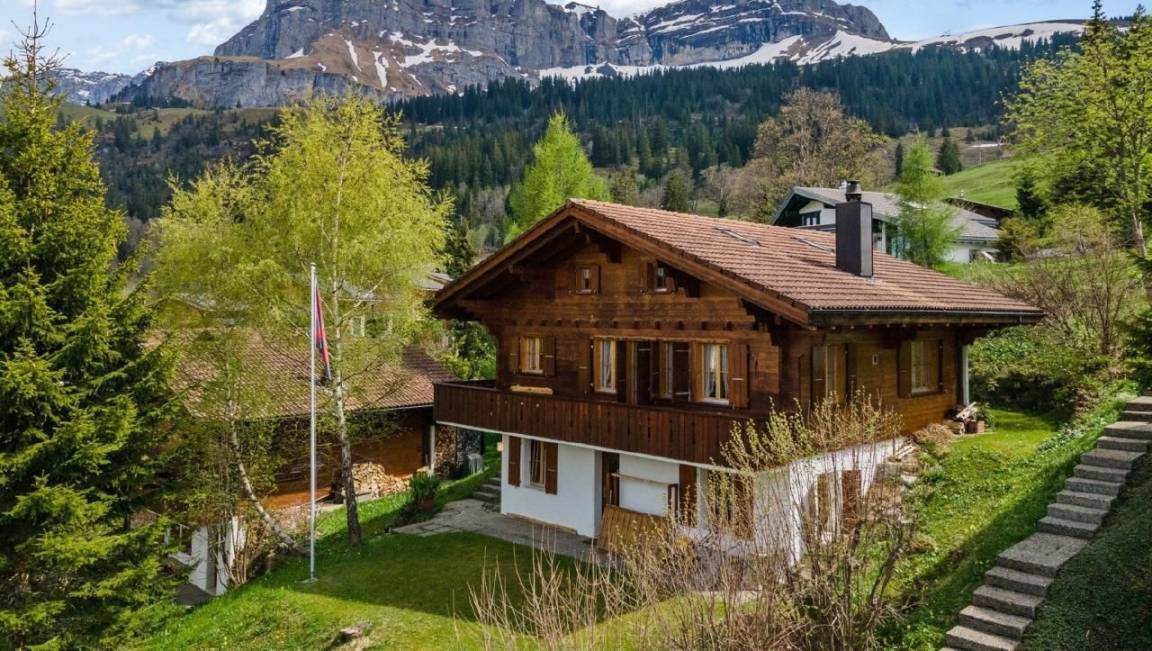 95 M² House ∙ 3 Bedrooms ∙ 5 Guests - Brienz