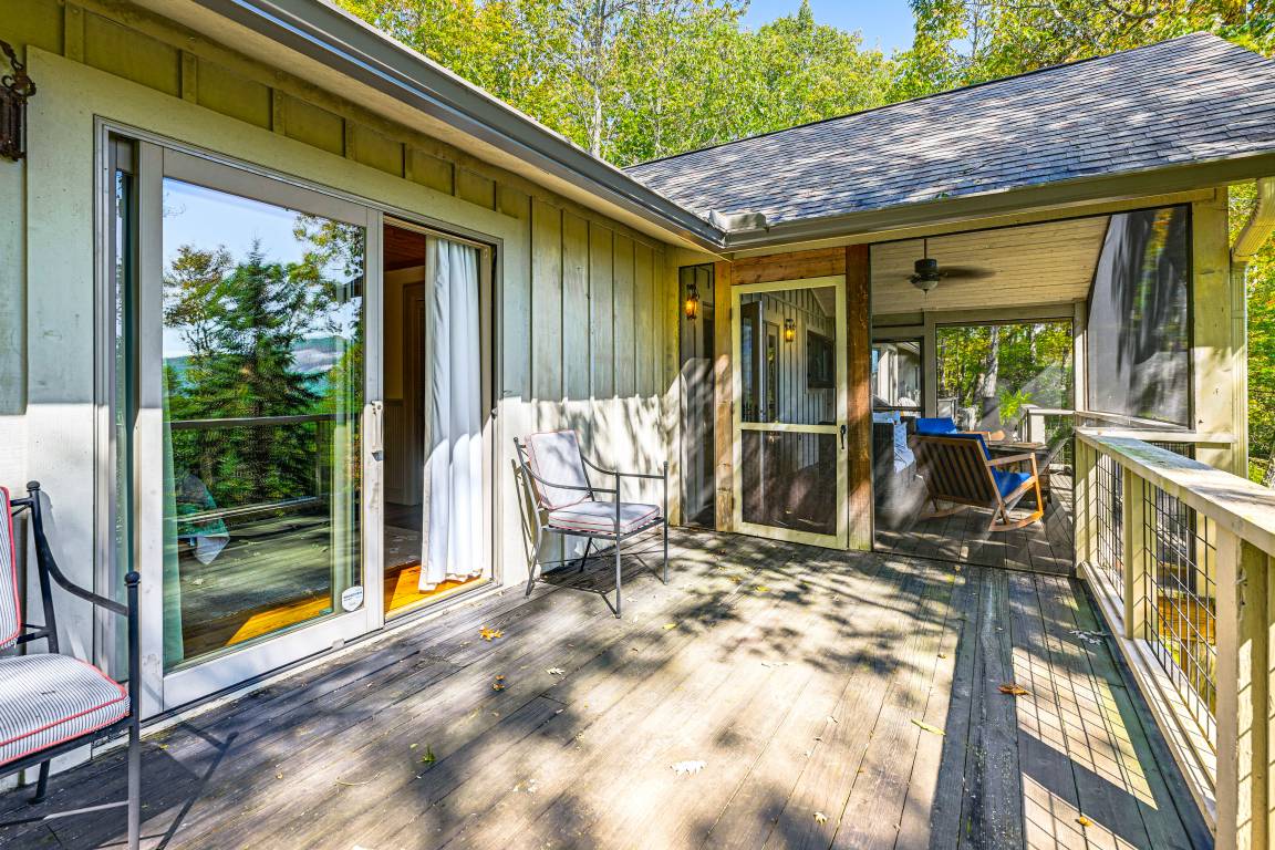139 M² House ∙ 3 Bedrooms ∙ 12 Guests - Highlands, NC